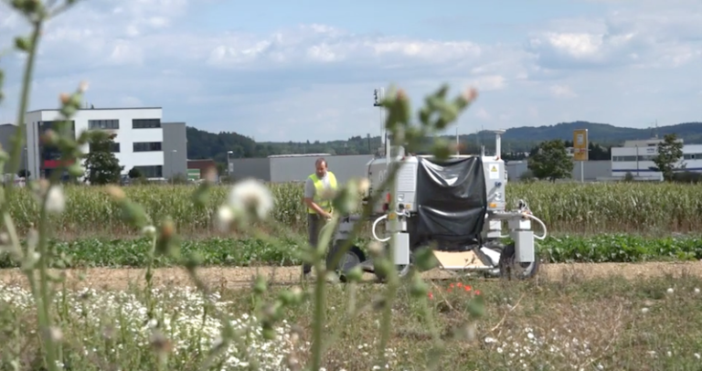 So vernichtet Roboter Bonirob Unkraut