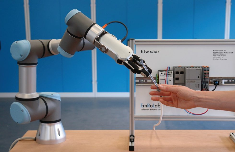 Zusammenarbeit von Mensch und Roboter - ingenieur.de