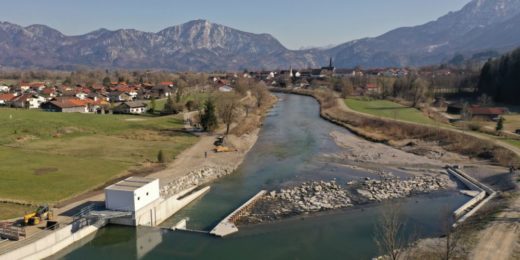 Diese Bojen erzeugen Strom aus Meereswellen - ingenieur.de
