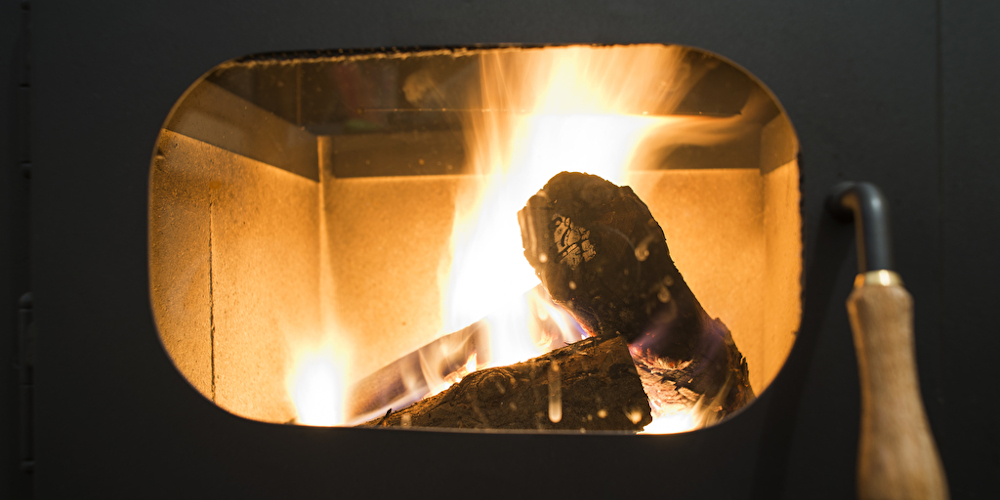 Heizen mit Holz: So kann es das Klima retten