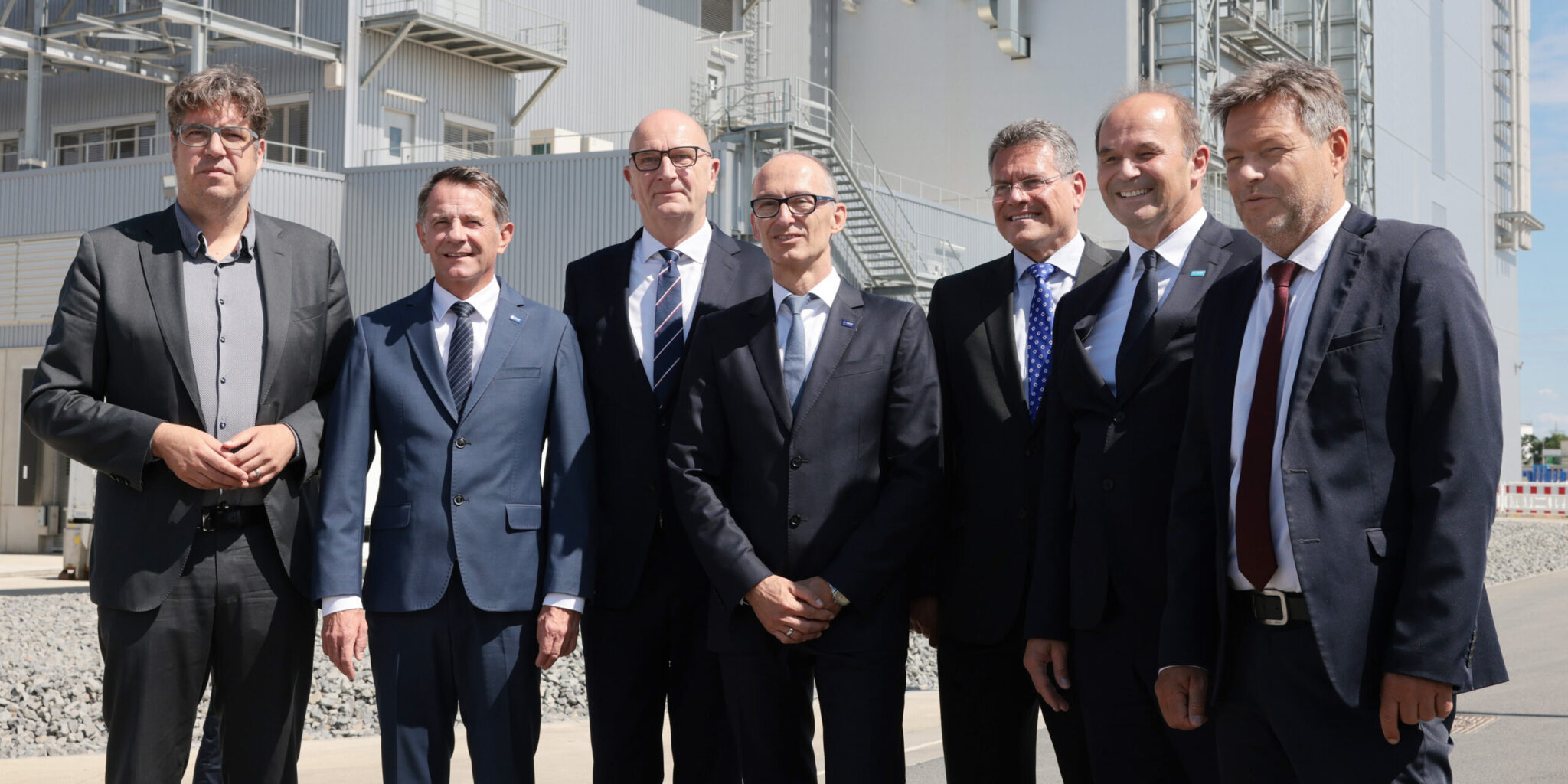 Wasserstoffauto oder Elektroauto: Wem gehört die Zukunft? - ingenieur.de