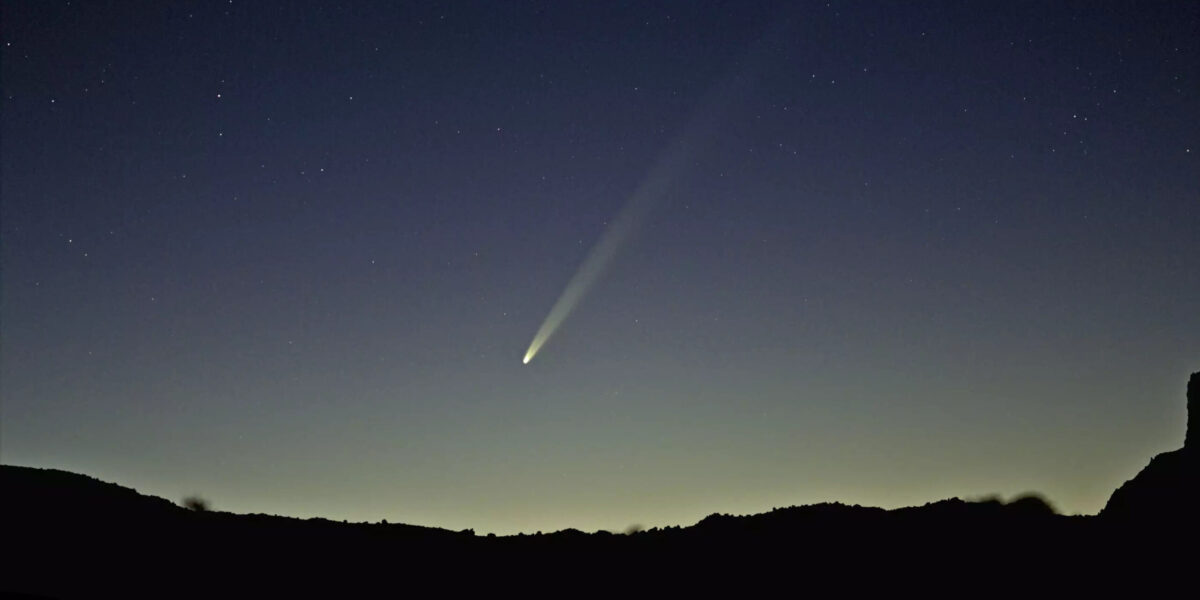 Schweif-Komet noch bis Ende Oktober am Westhimmel sichtbar - ingenieur.de