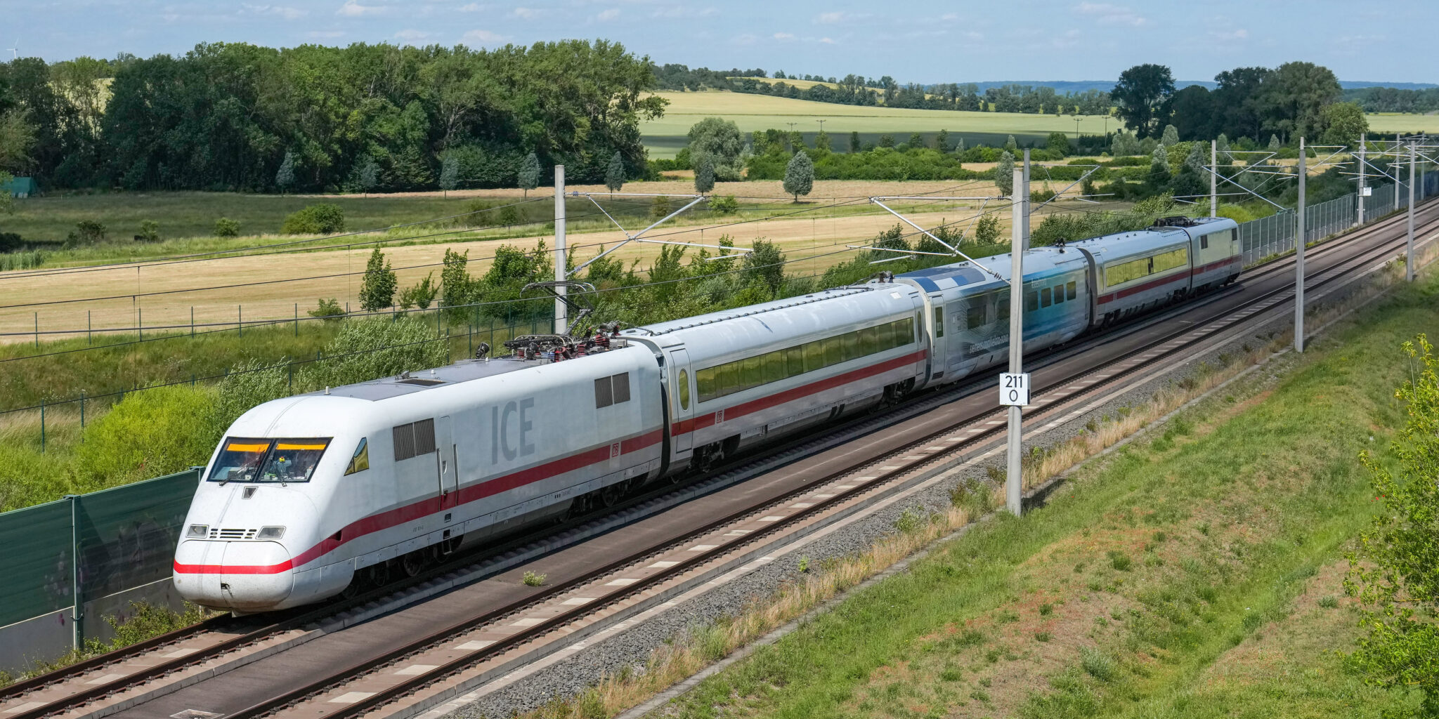Wie Flixtrain der DB und dem ICE Konkurrenz machen will