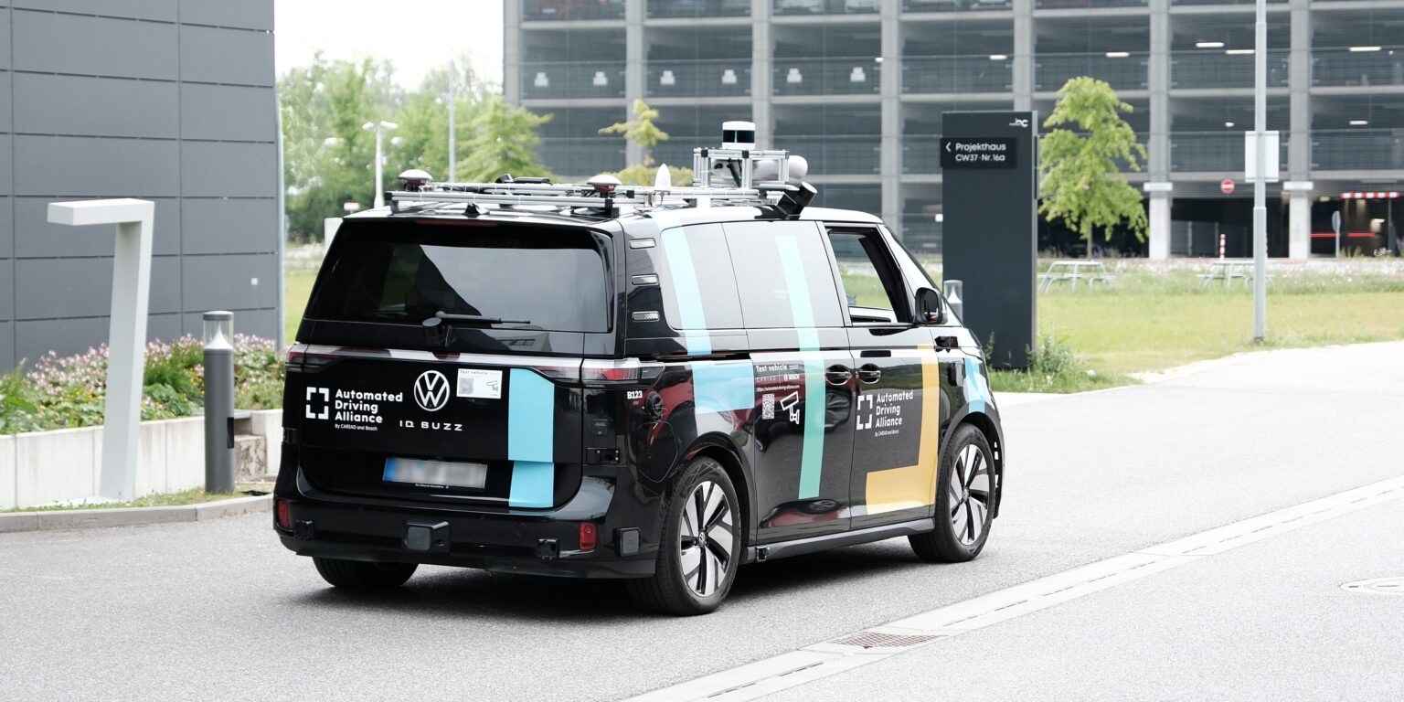Bosch & Cariad: Testflotten trainieren KI für automatisiertes Fahren